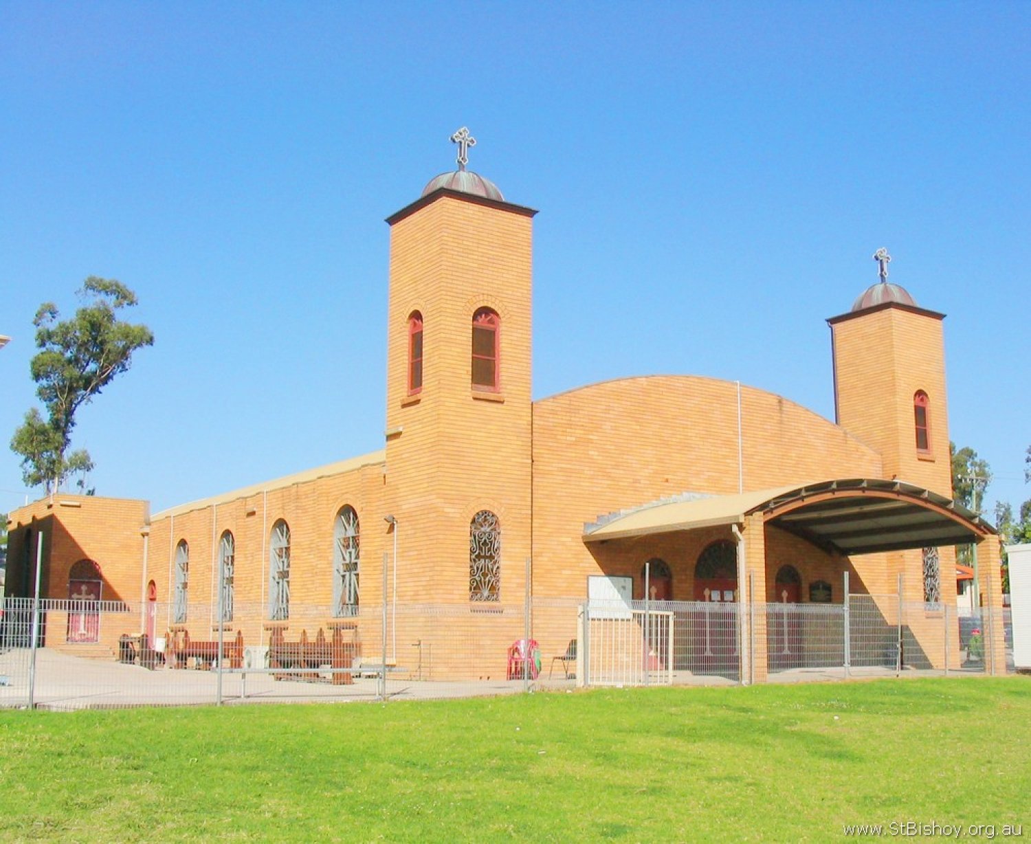 Archangel Michael & St Bishoy Coptic Orthodox Church - Mount Druitt ...